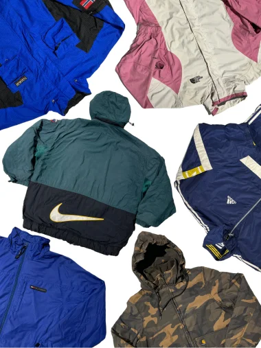 Wholesale Vintage Windbreakers - vintagesupplier.com