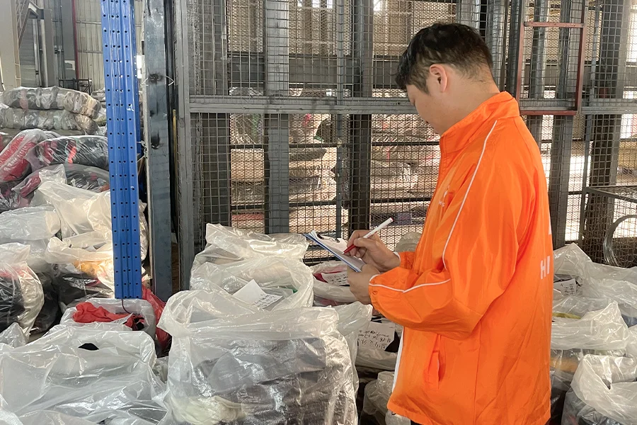 Handpicked Sorting & Inspection - Hissen Used Clothes